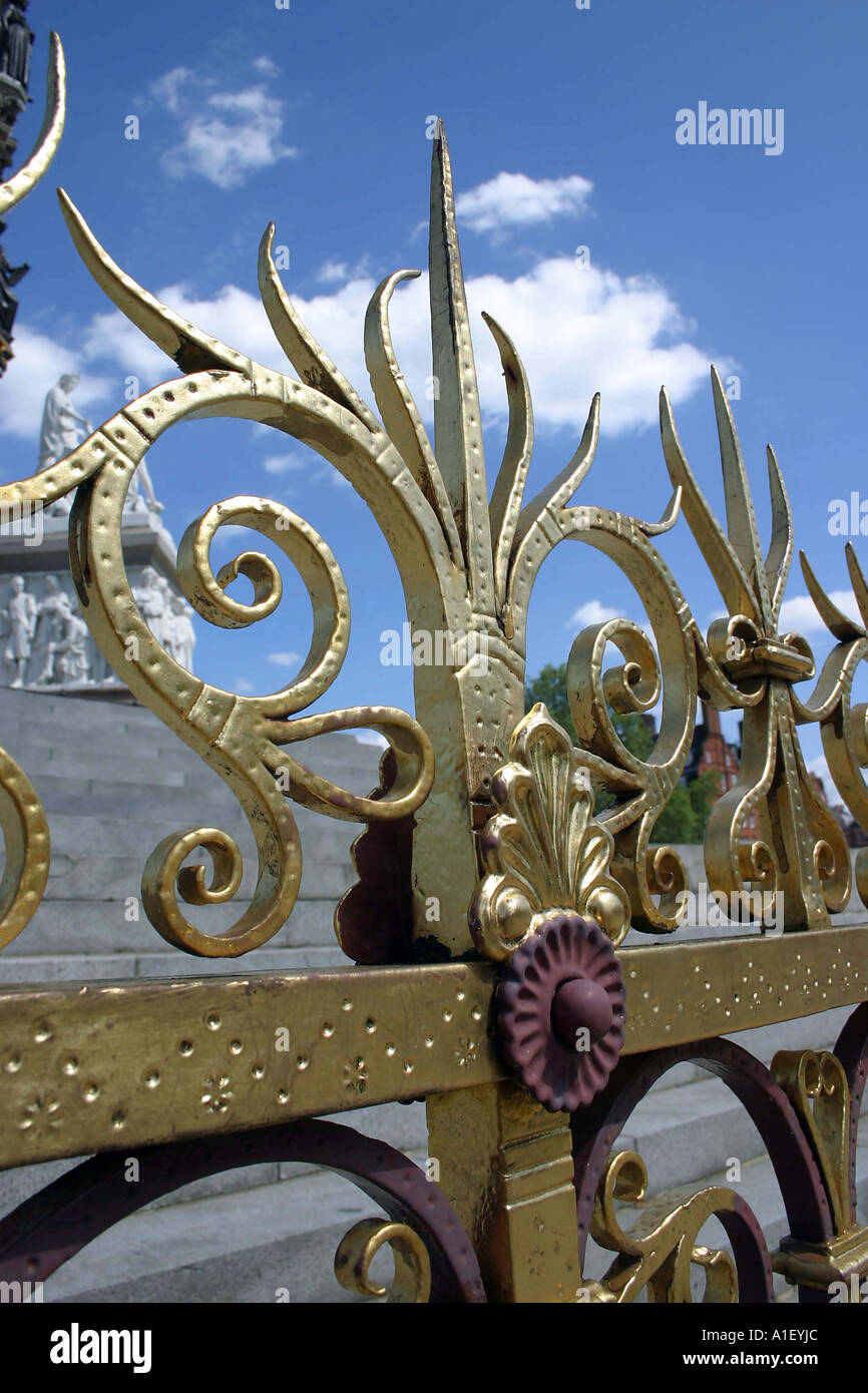 Details of a golden gate London Stock Photo - Alamy