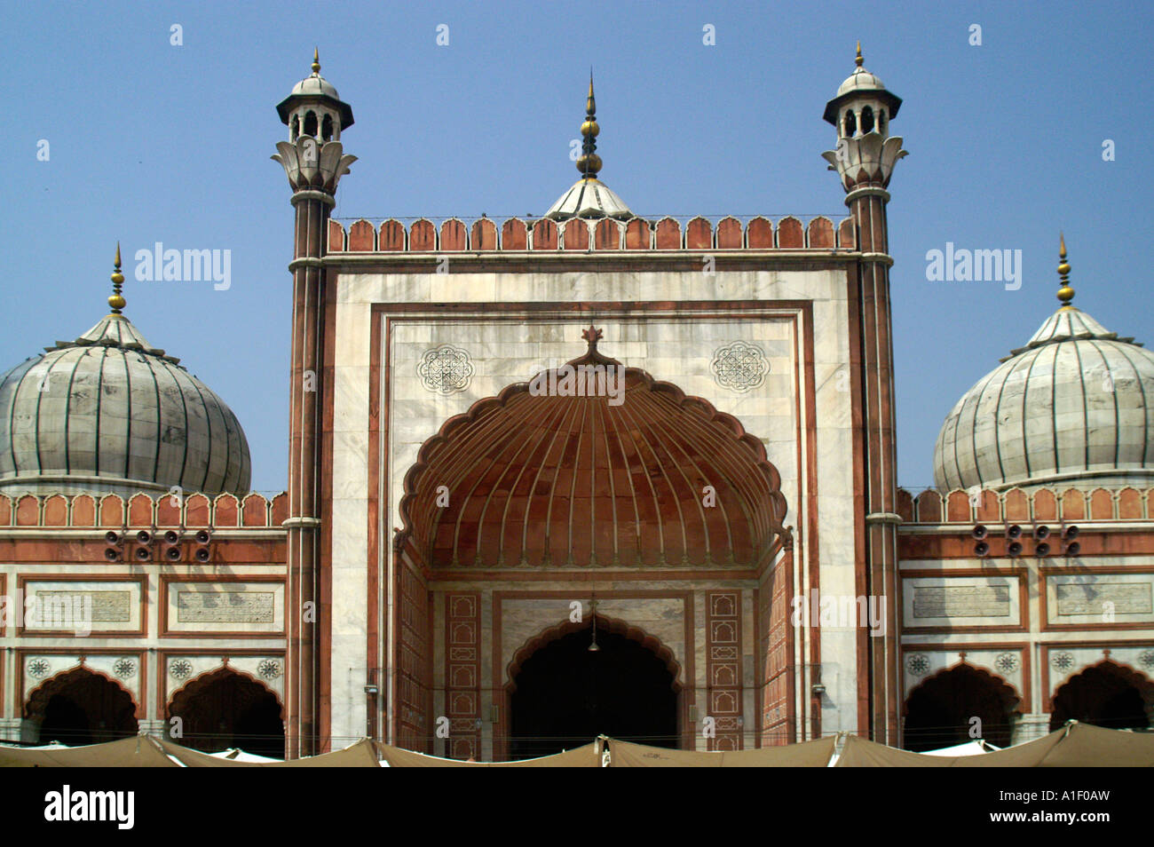 Mosque in new delhi hi-res stock photography and images - Alamy
