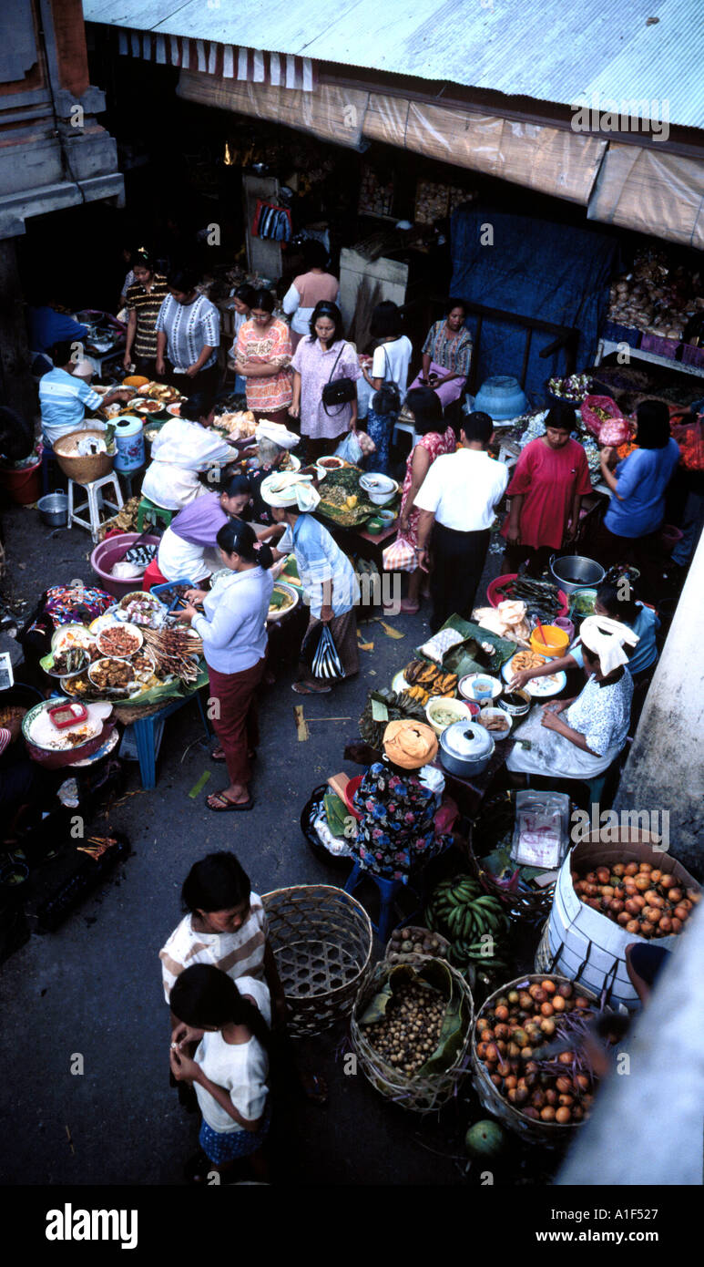 Market women working in the capital of Bali Denpasar Wonderful colours ...