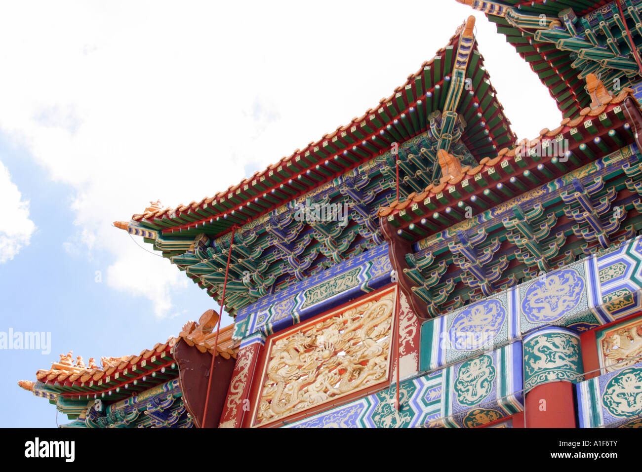 Architecture detail, Chinese Temple Stock Photo - Alamy