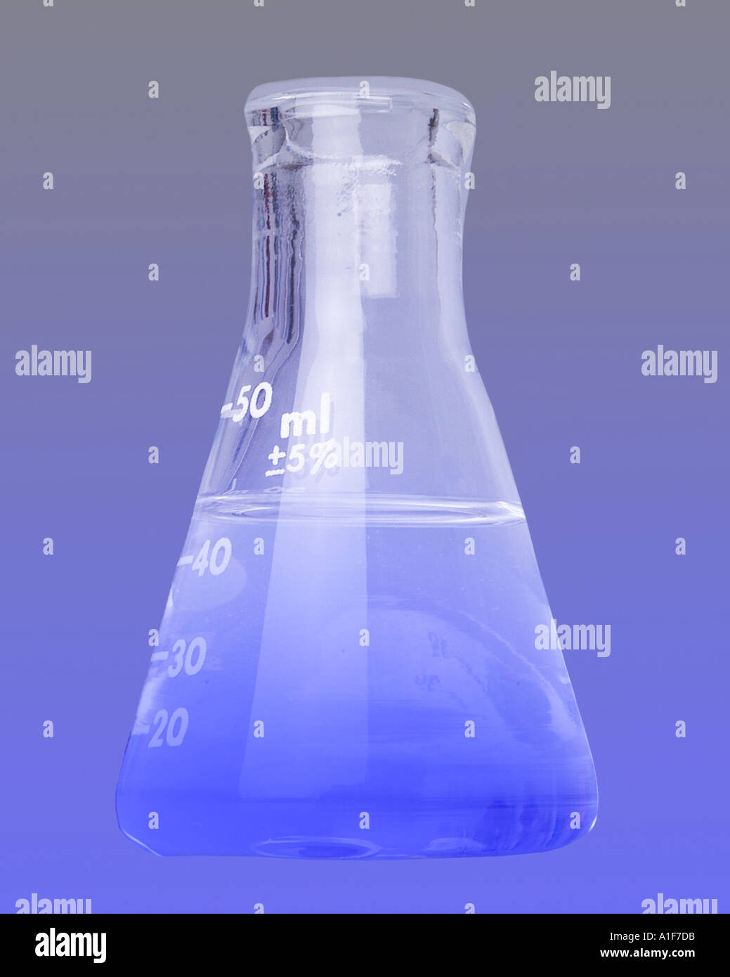 Chemistry laboratory vertical hi-res stock photography and images - Alamy