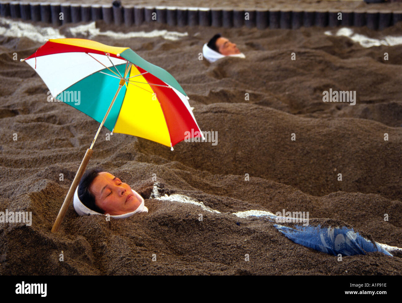 Japan sand bath hi-res stock photography and images - Alamy