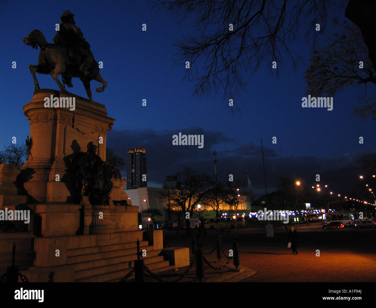 Mauve bus hi-res stock photography and images - Alamy