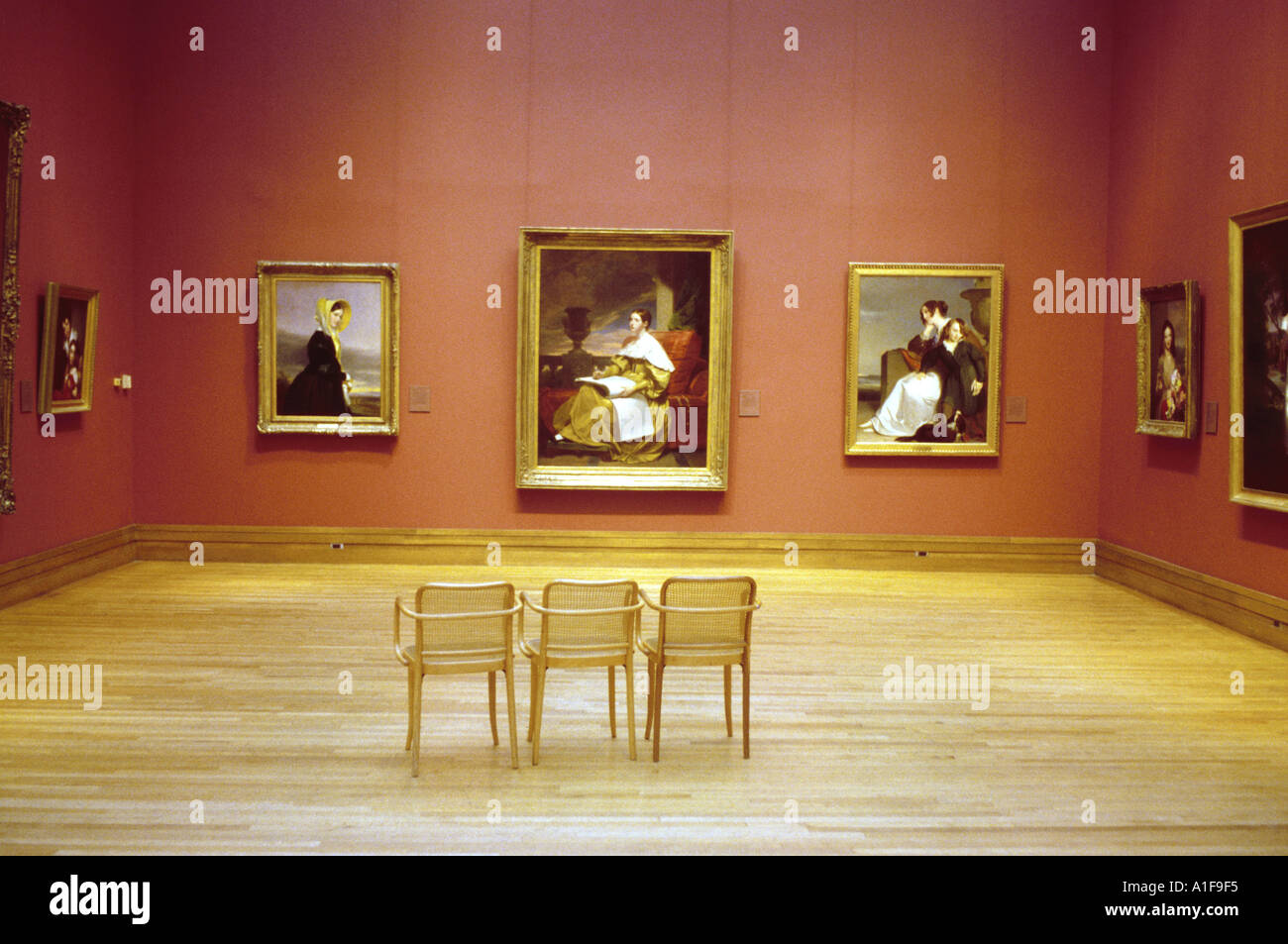 3 empty chairs at the Met Stock Photo - Alamy