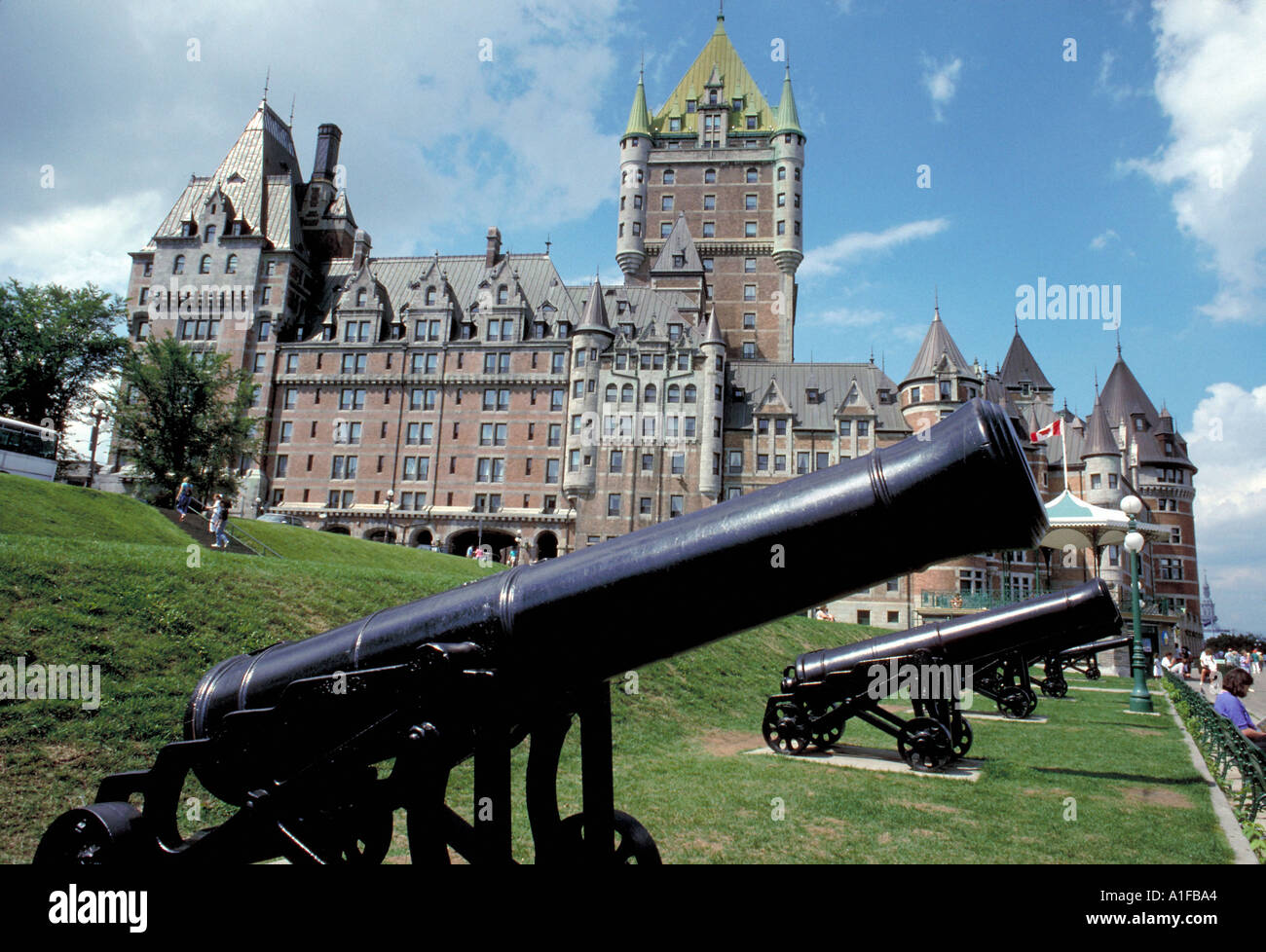 Cannons collection hi-res stock photography and images - Alamy