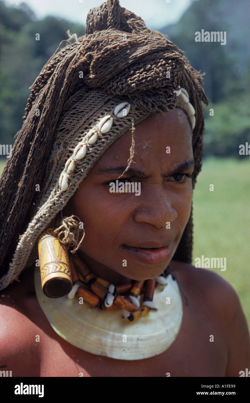 Portrait of a typical Hewa woman in Papua New Guinea Pacific Islands M ...