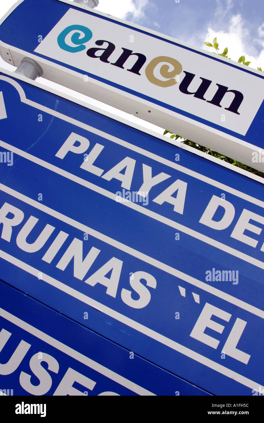 Mexico road signs hi-res stock photography and images - Alamy