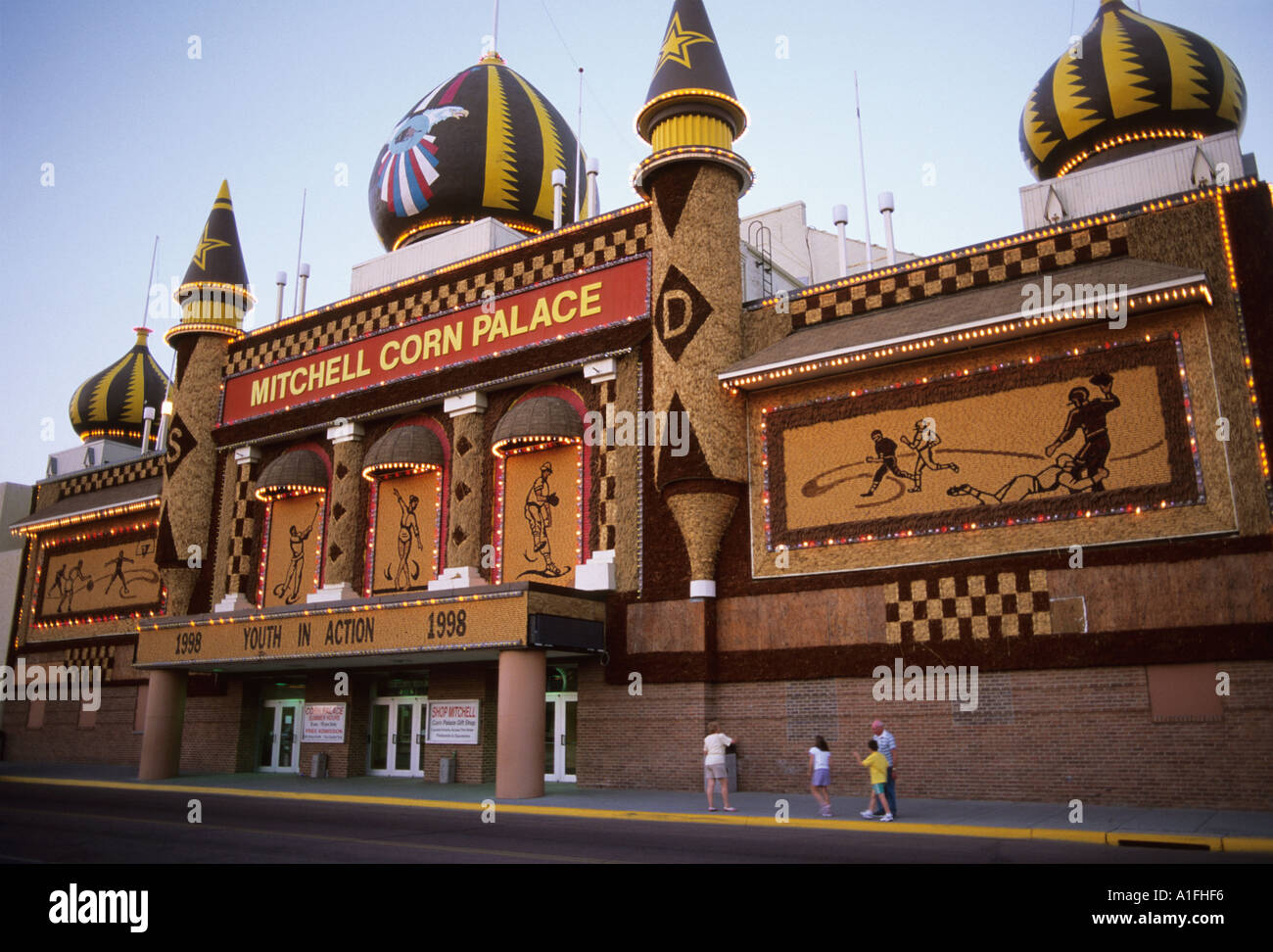 The Corn Palace In Mitchell High Resolution Stock Photography and ...