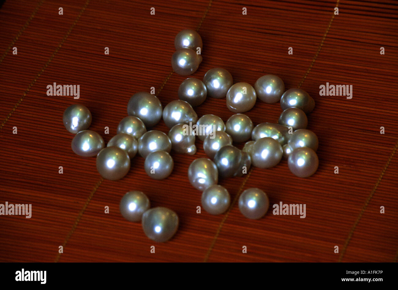 Australian pearls hi-res stock photography and images - Alamy