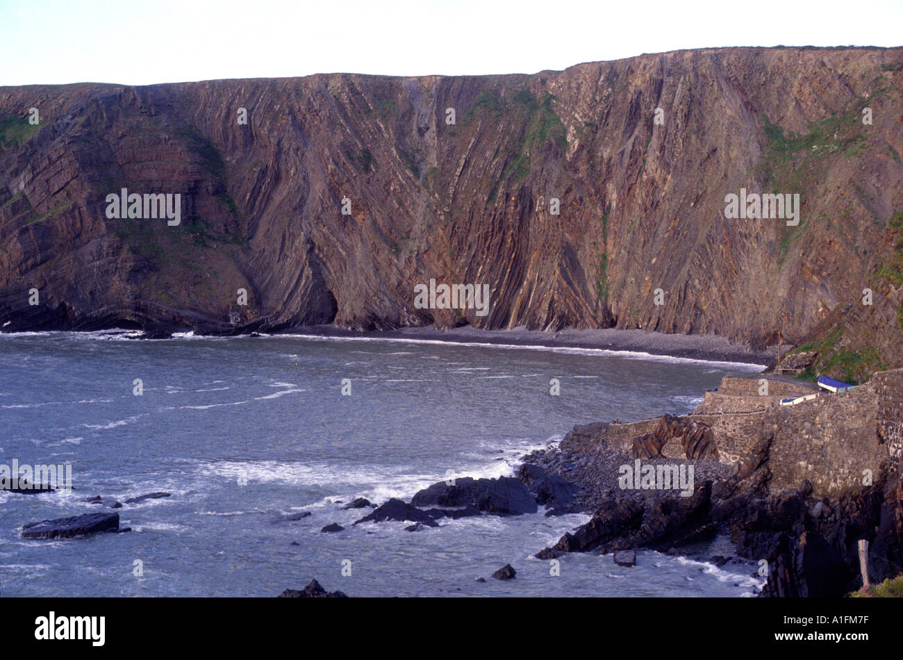 Folded sedimentary rocks hi-res stock photography and images - Alamy