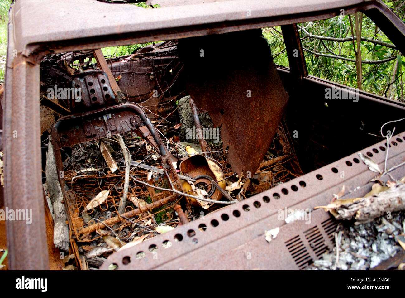 RUSTY OLD CARS DUMPED IN THE BUSH Stock Photo - Alamy