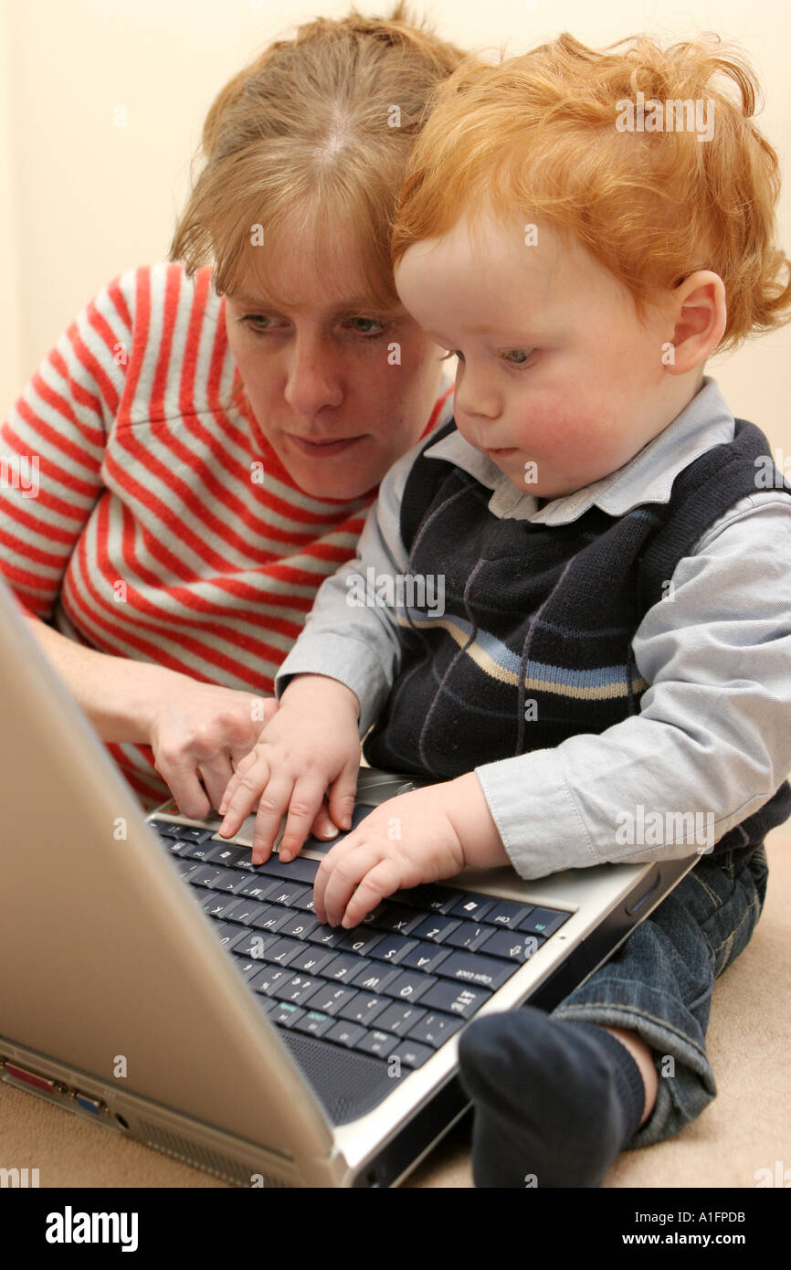 Young einstein with his son hi-res stock photography and images - Alamy