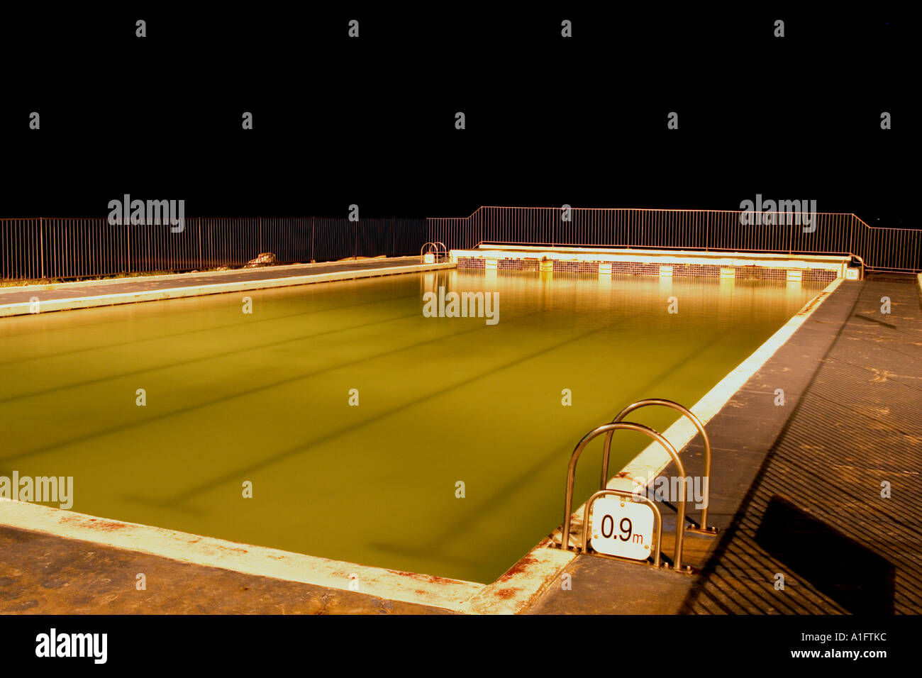 25 metre swimming pool hi-res stock photography and images - Alamy