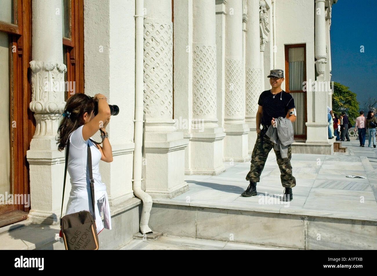 Cafe on terrace topkapi palace hi-res stock photography and images - Alamy