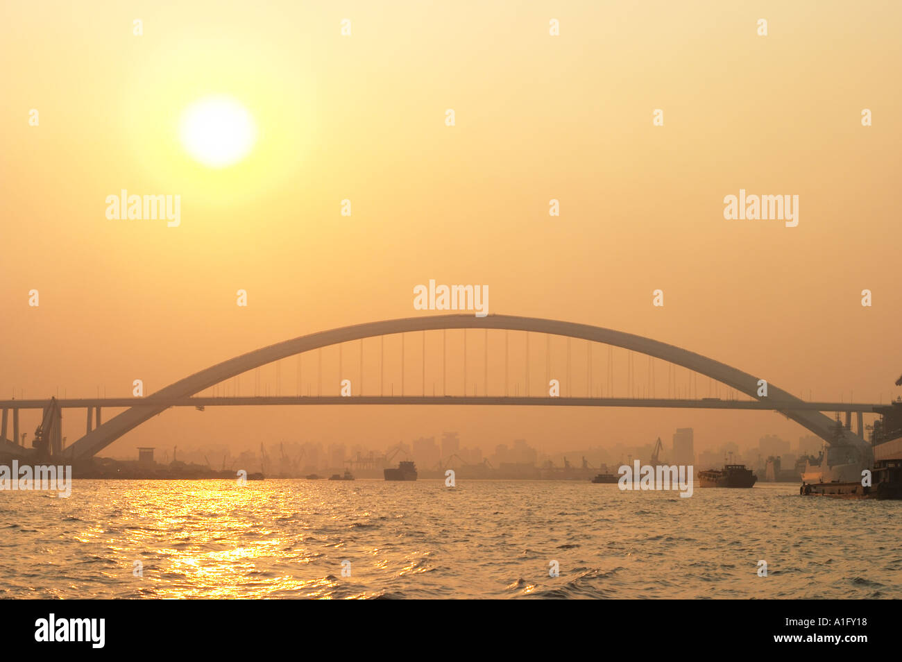 Nanpu bridge hi-res stock photography and images - Alamy