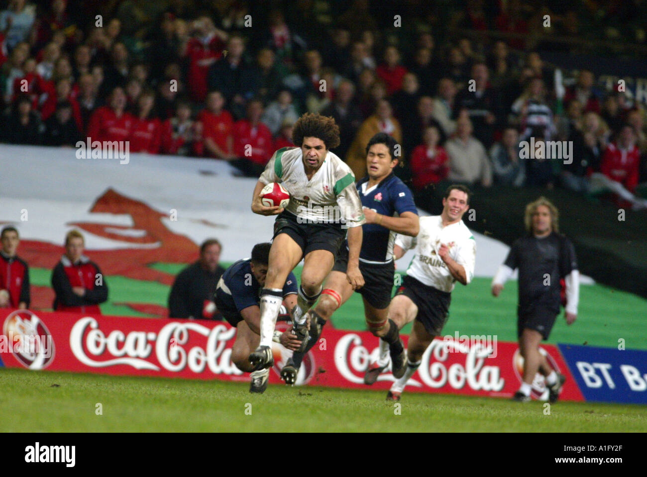 People playing rugby japan hi-res stock photography and images - Alamy