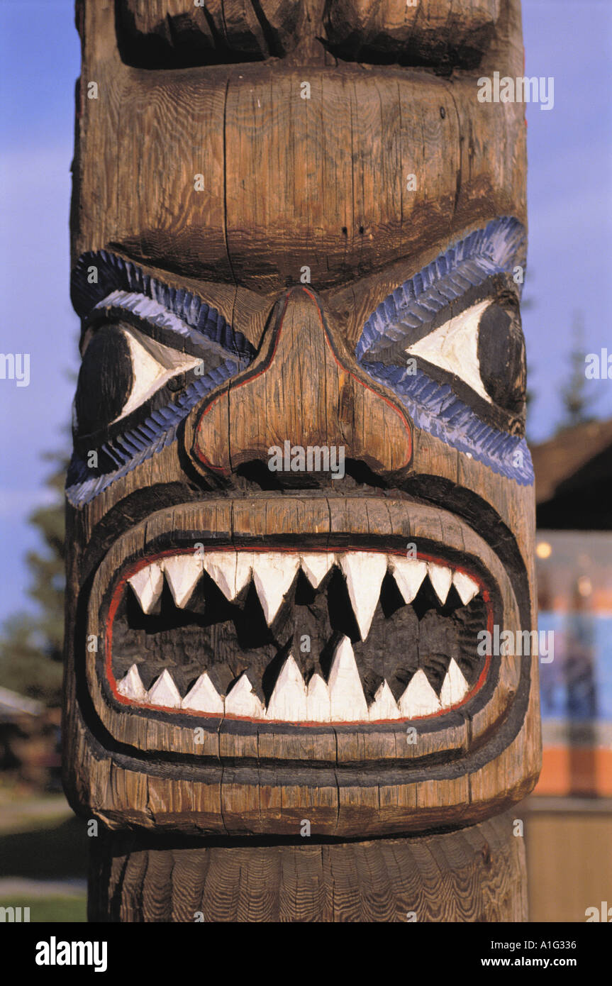 Totempole hi-res stock photography and images - Alamy