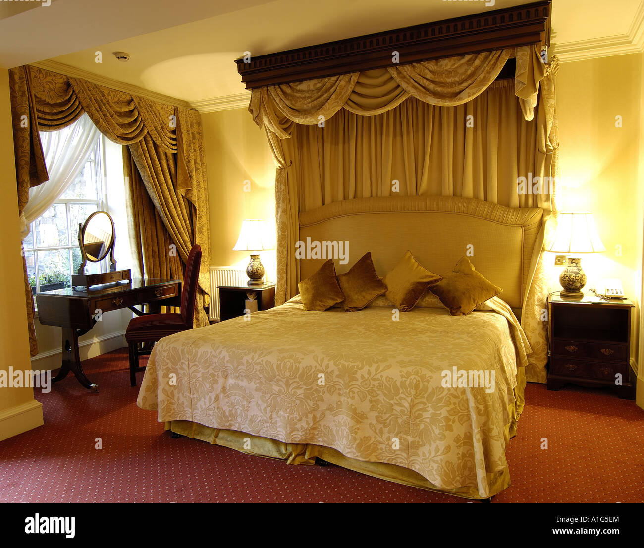 The howard edinburgh hi-res stock photography and images - Alamy