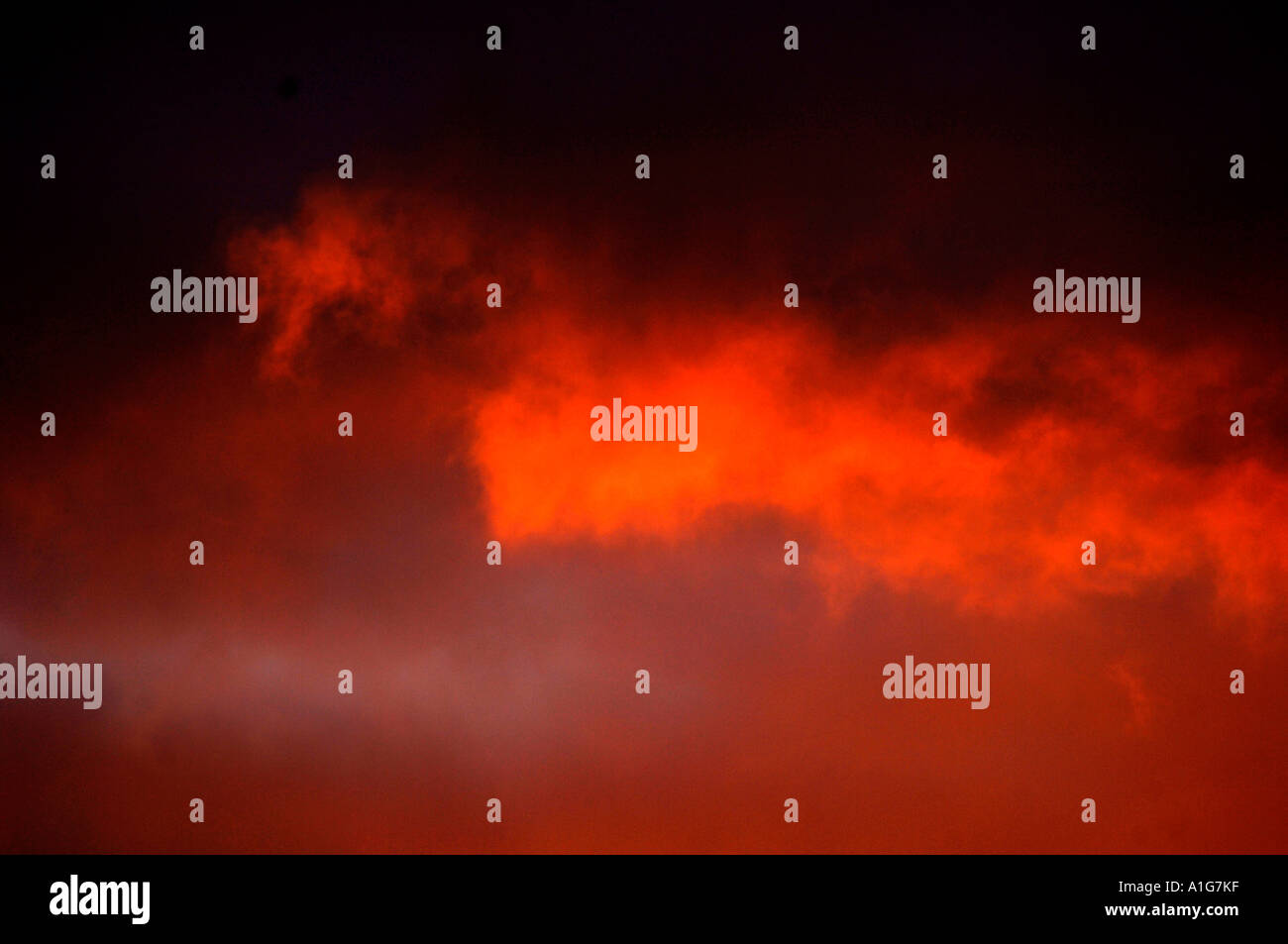 Red Sky At Night Stock Photo - Alamy