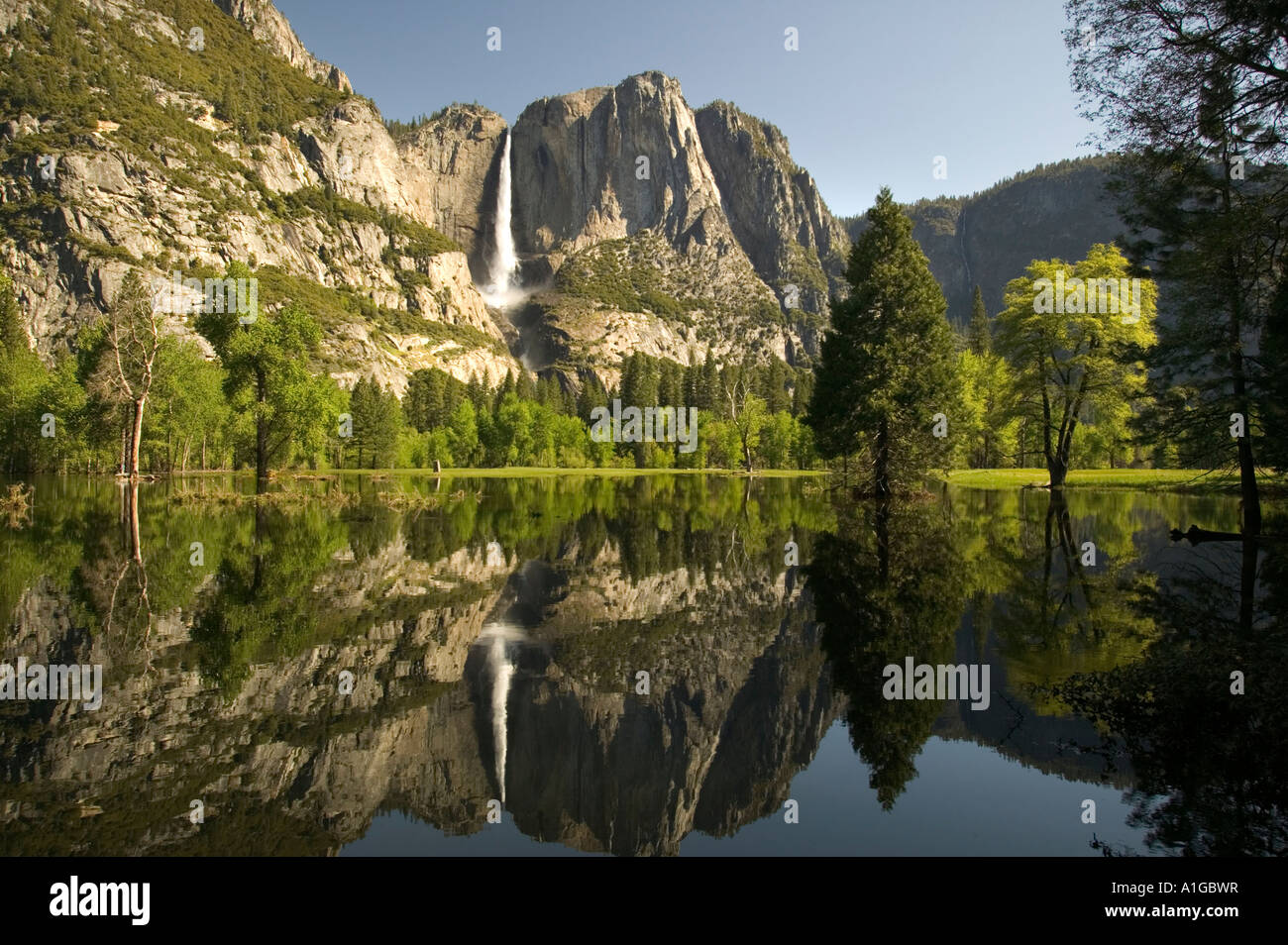 Yosemite National Park, valley floor flooding from the Merced River ...