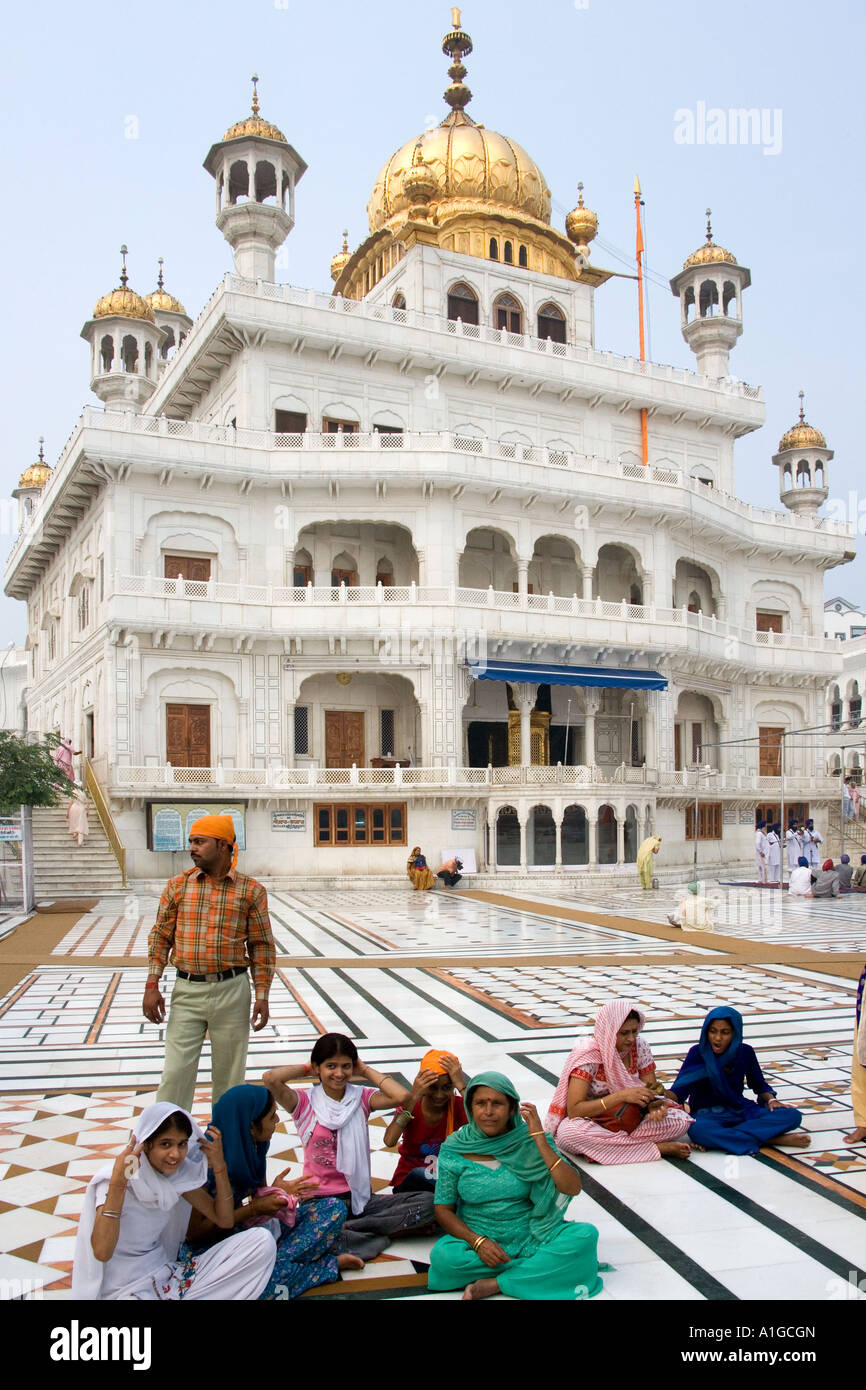 Sikh at the Akal Takht the seat of the Sikh Supreme Governing Body in ...