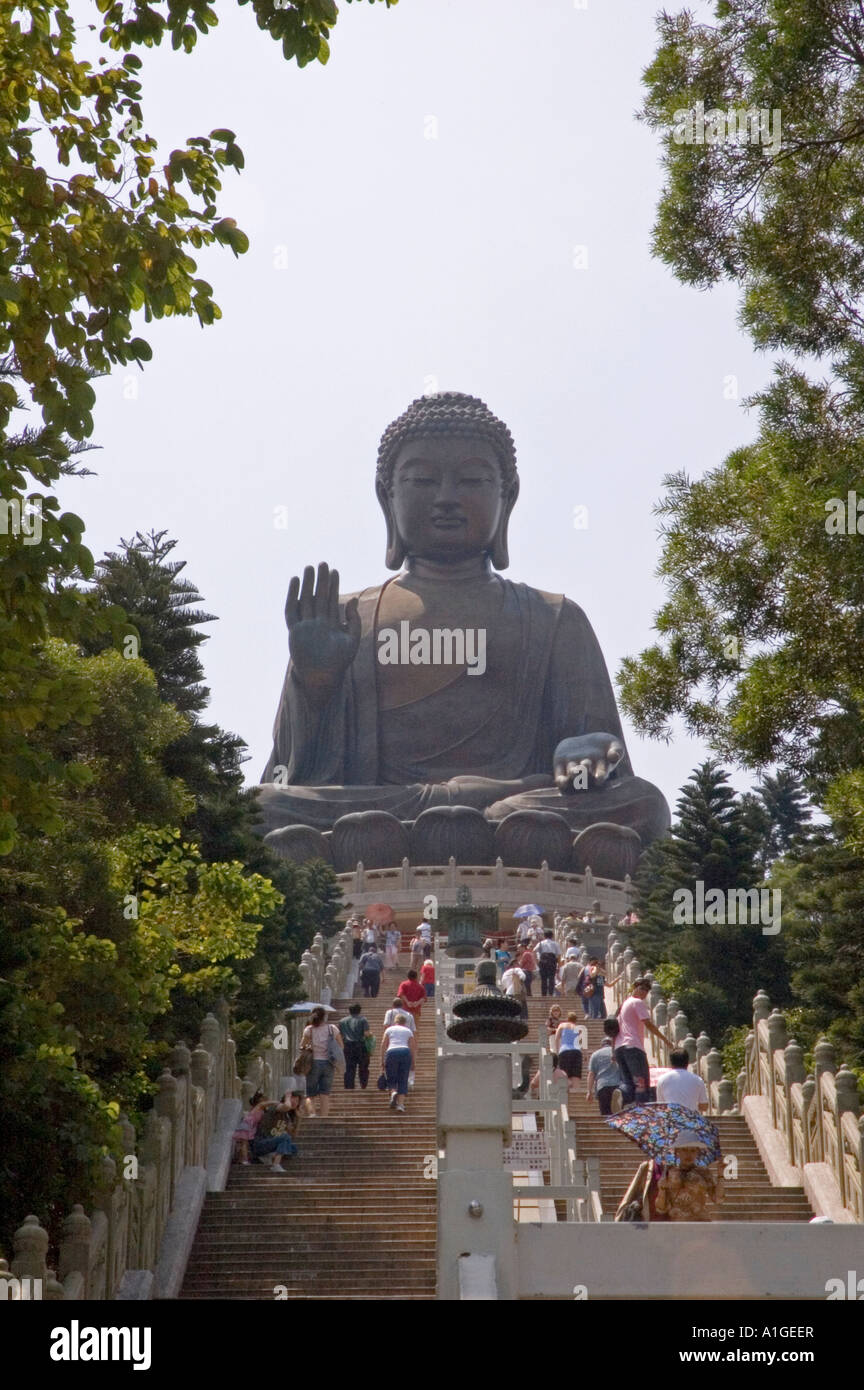 Big buddha hong kong stairs hi-res stock photography and images - Alamy