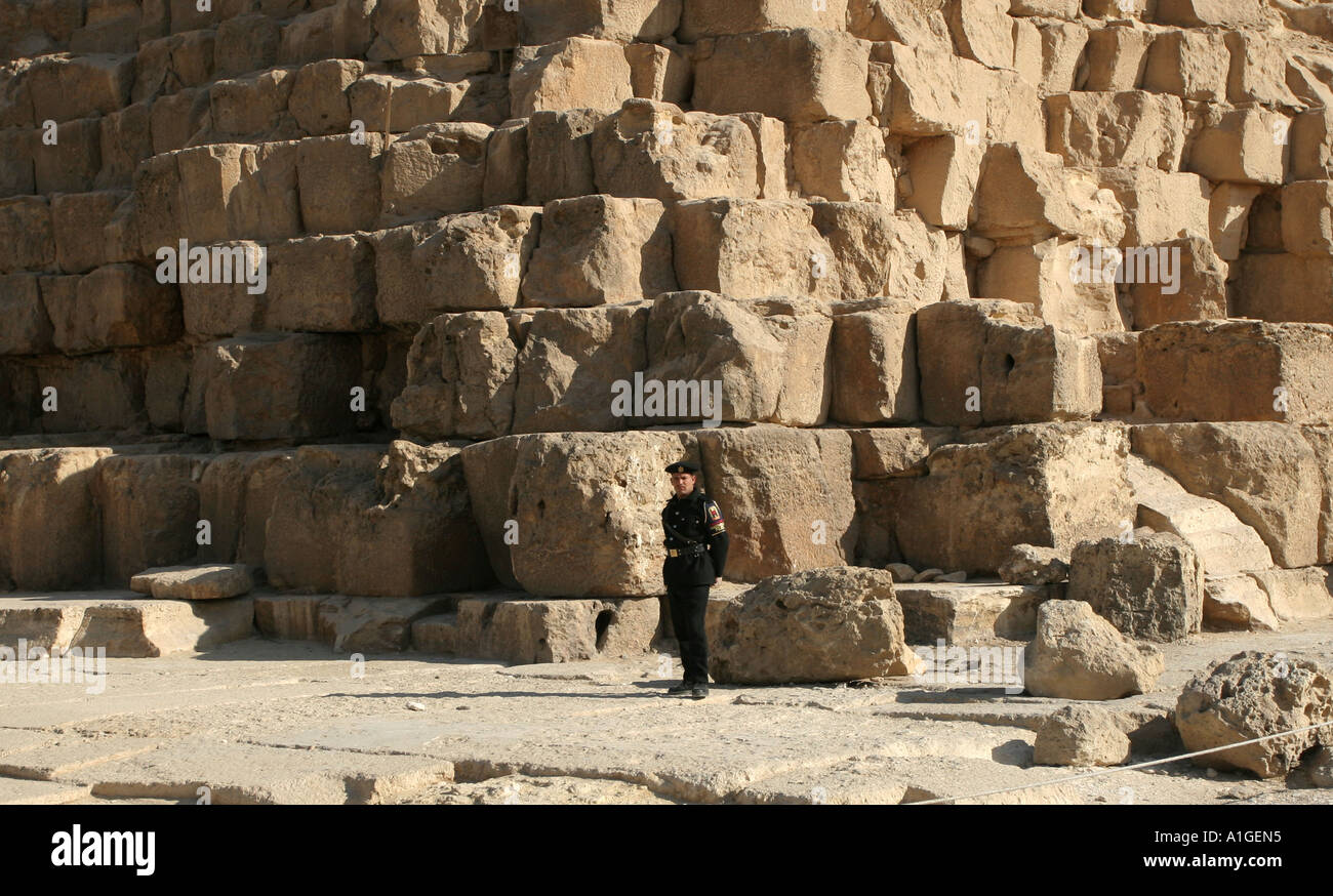 Oriental pyramids hi-res stock photography and images - Alamy