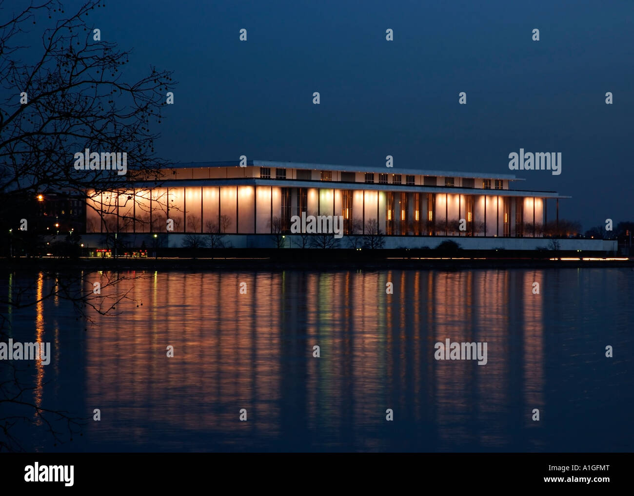 John F. Kennedy Center for the Performing arts by Potomac River in ...