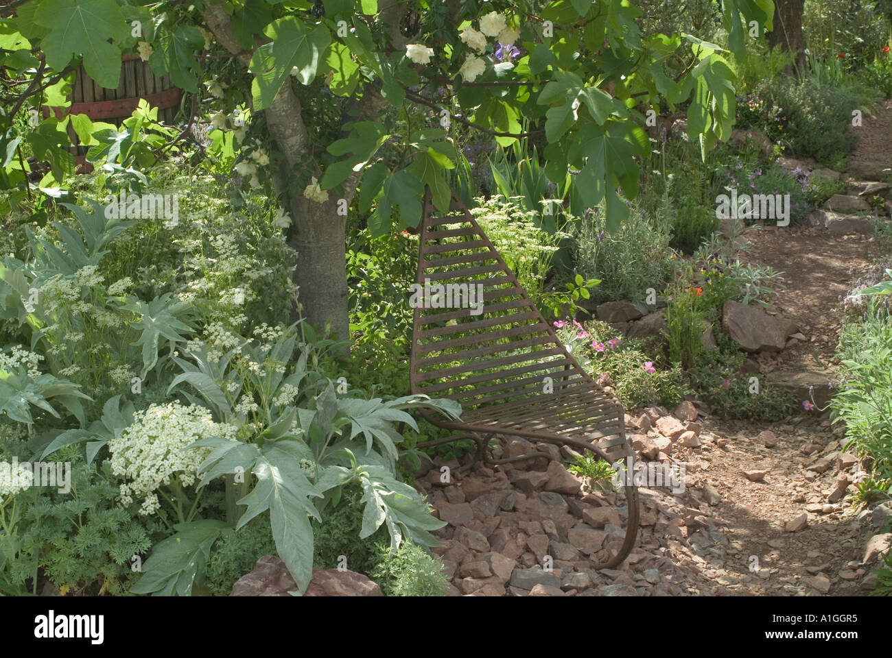 The 4head Garden at Chelsea Flower Show 2005 designed by Marney Hall A ...