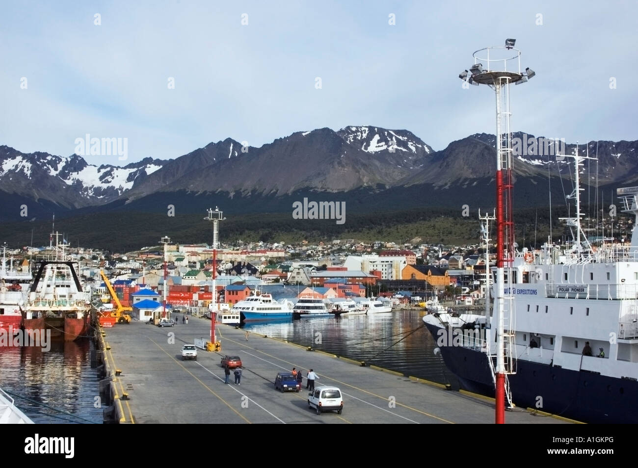 Shipping andes vessel hi-res stock photography and images - Alamy