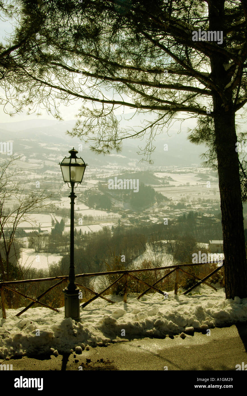 Looking from Citerna in Umbria over the valley to Tuscany Italy Stock ...