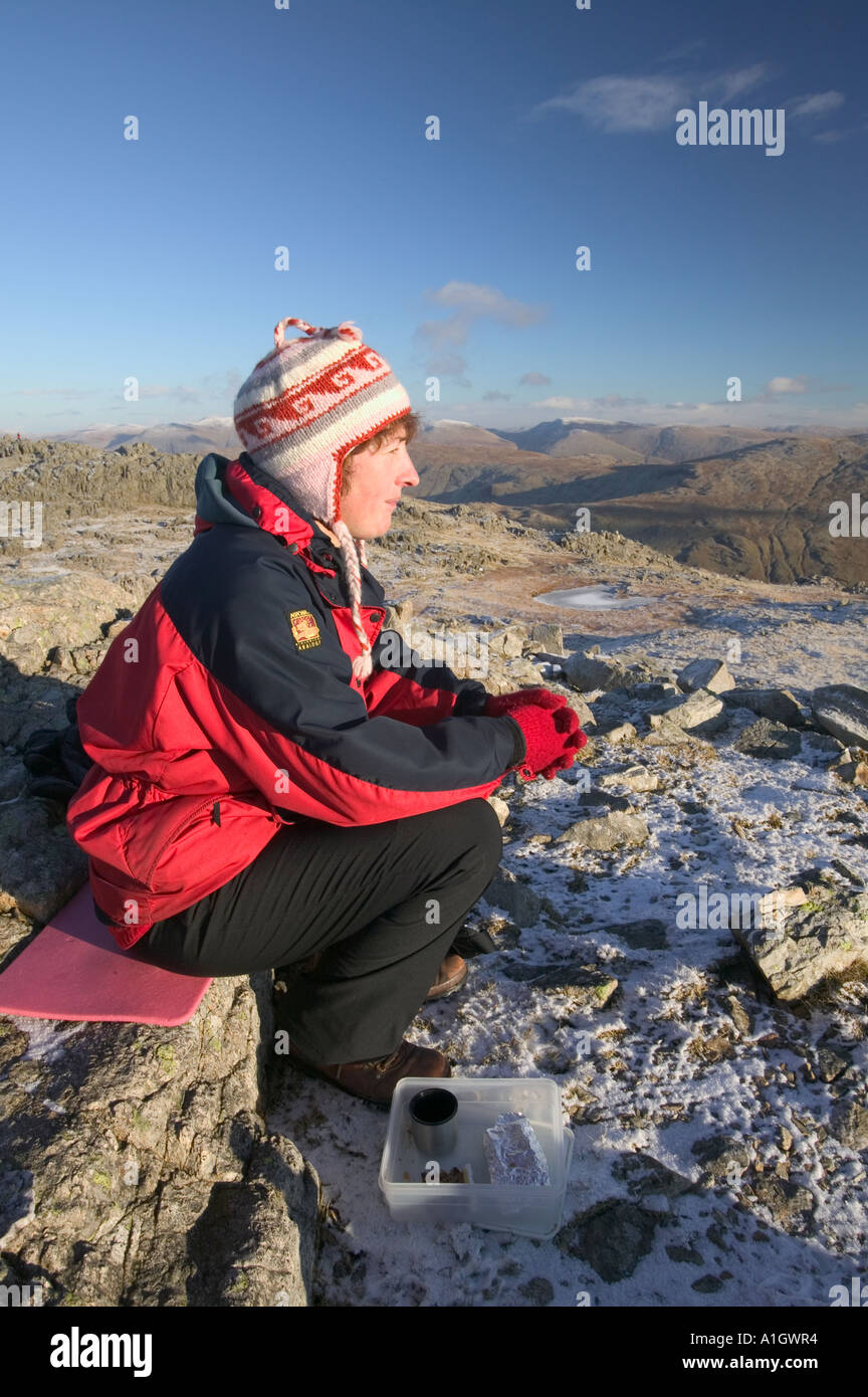 Female fell walker hi-res stock photography and images - Alamy