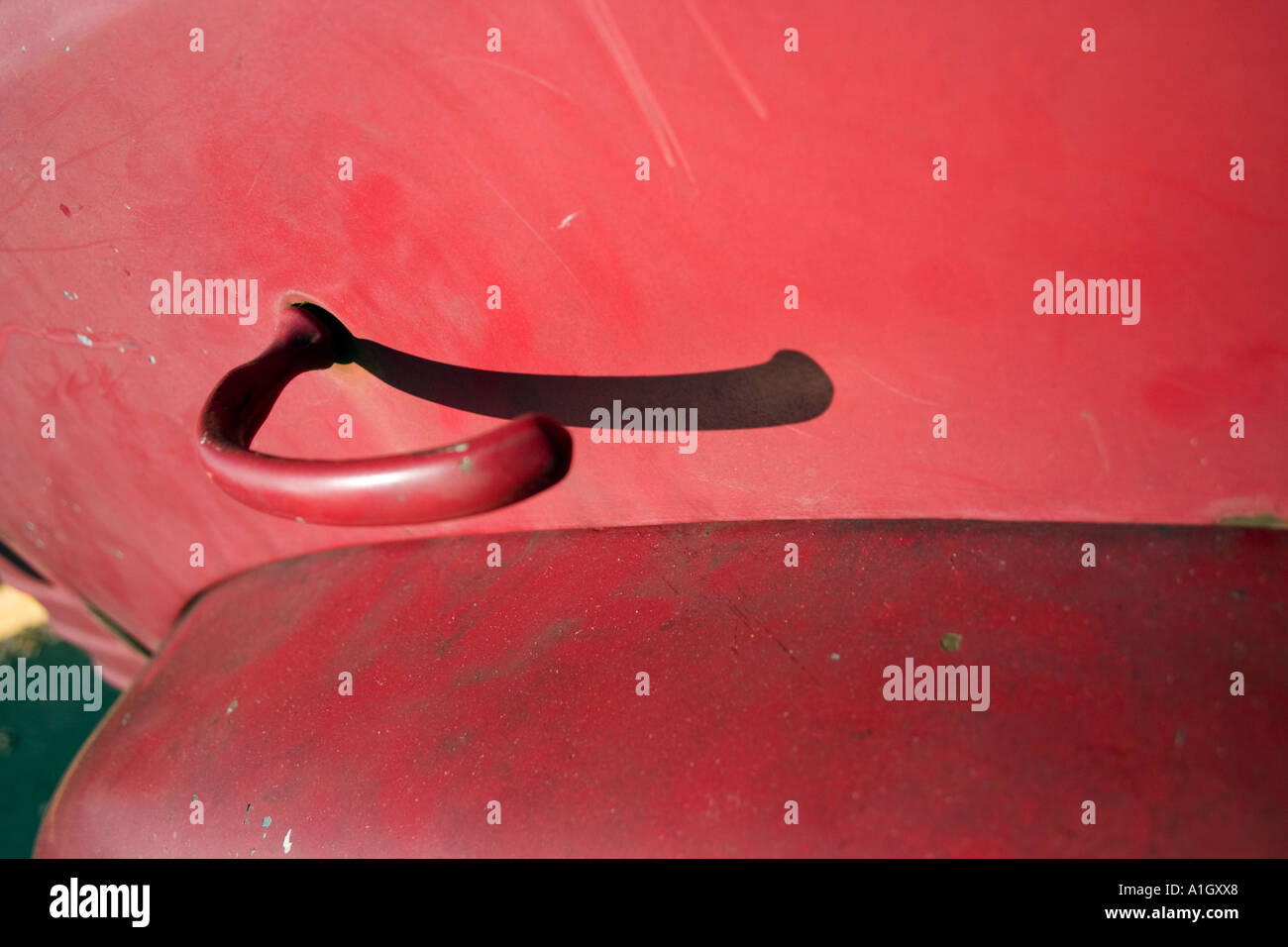 Car red door handle hi-res stock photography and images - Alamy