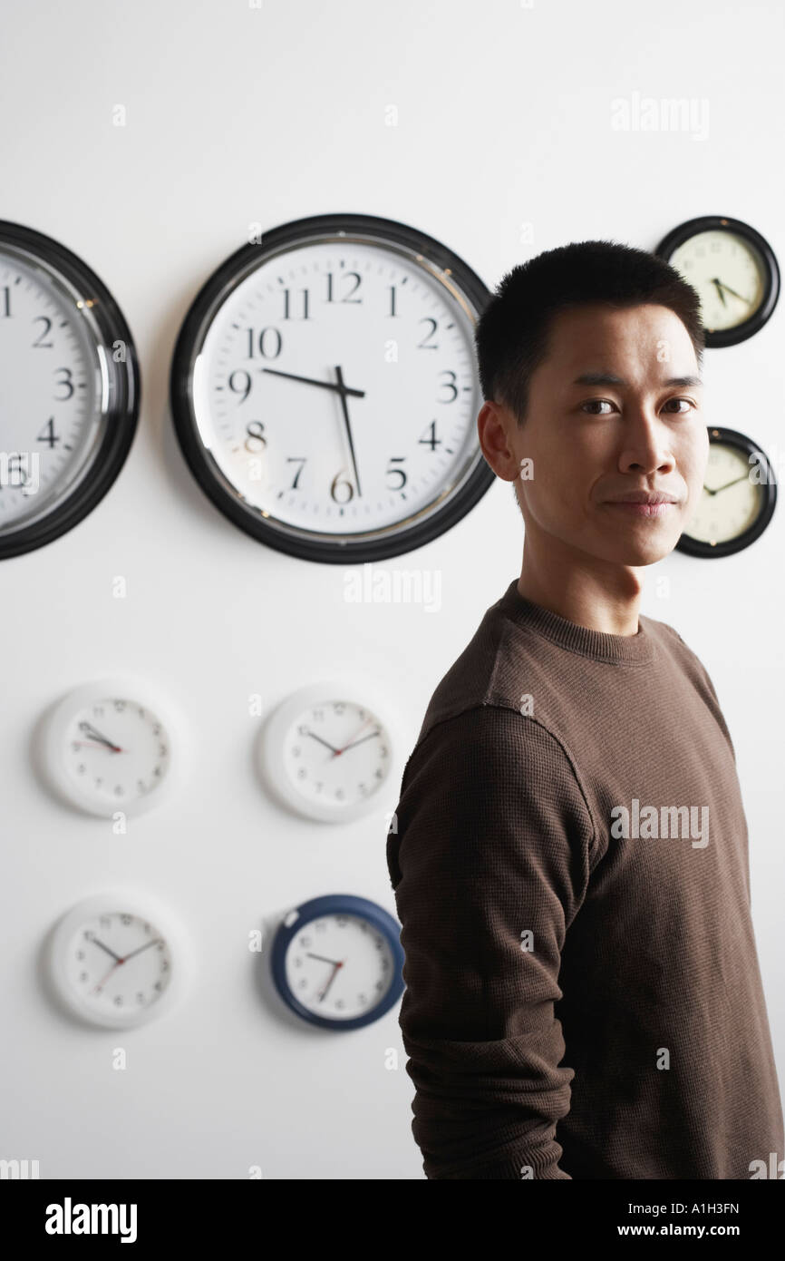 Standing clocks hi-res stock photography and images - Alamy