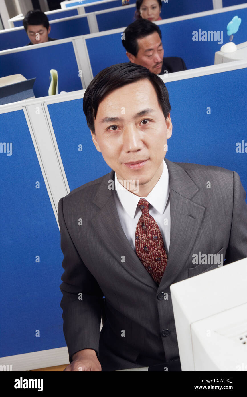 Clerk working chinese man hi-res stock photography and images - Alamy