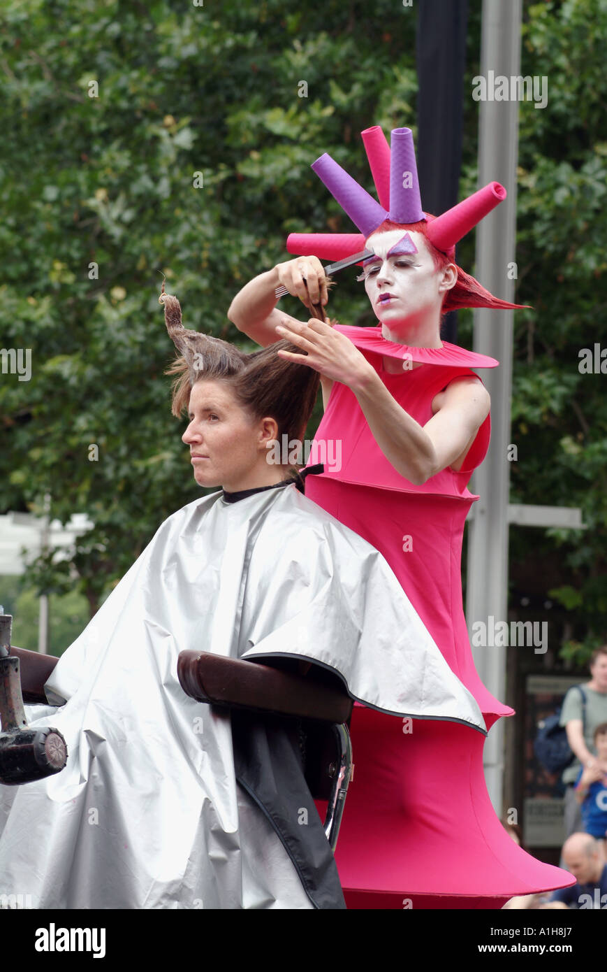 OPEN AIR HAIR CUT SHOW LONDON 2005 Stock Photo - Alamy