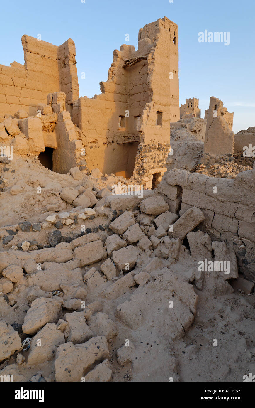 deserted old town of Marib Yemen Stock Photo - Alamy