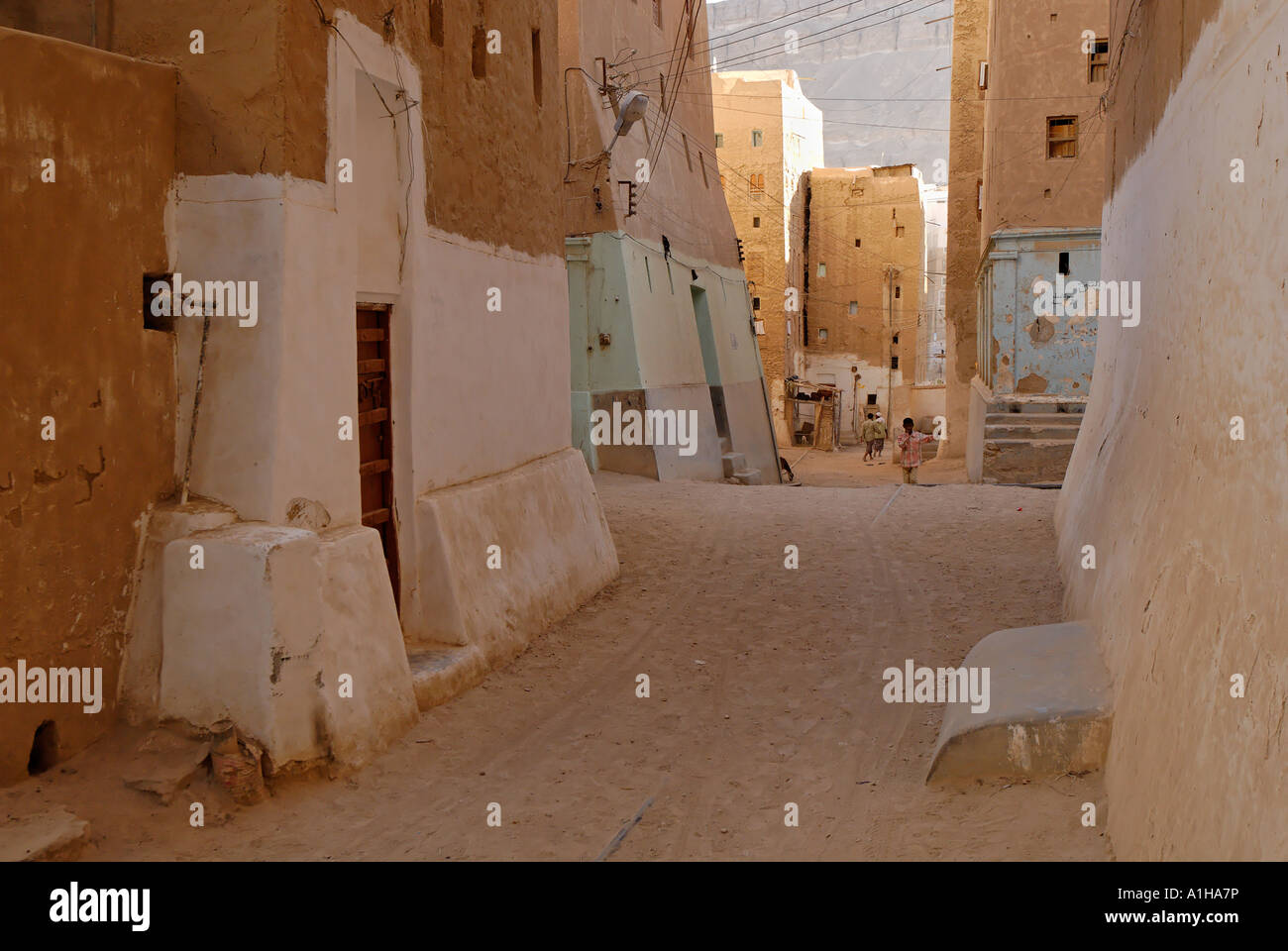 old town of Shibam Wadi Hadramaut Yemen Stock Photo - Alamy