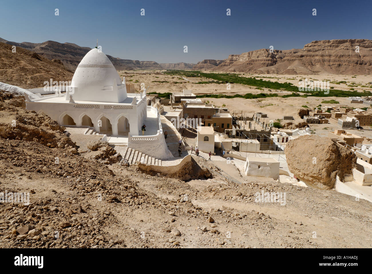 Qabr Qabr Nabi Hud | Travel Story And Pictures From Yemen