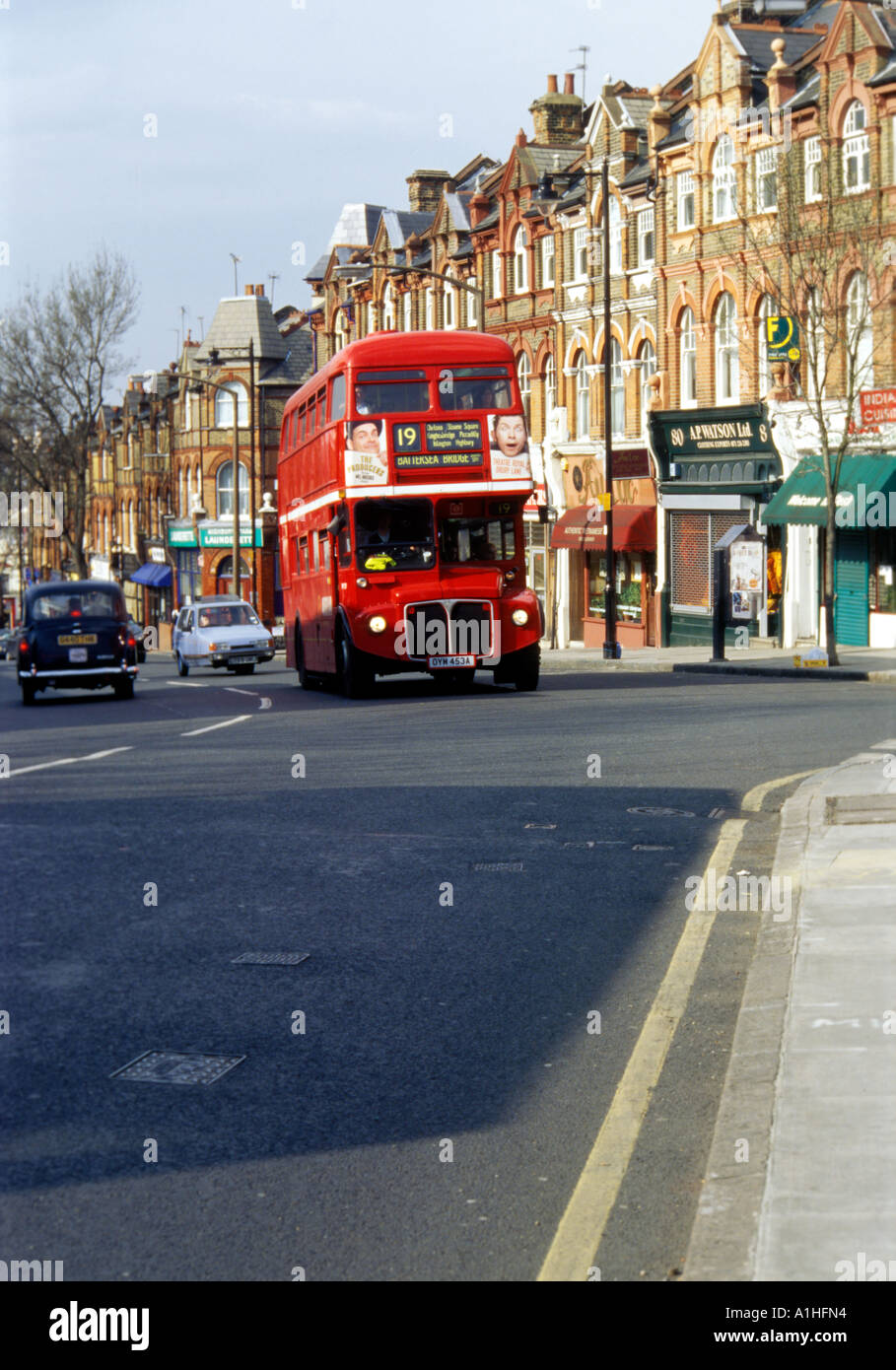 london routemaster bus Stock Photo - Alamy