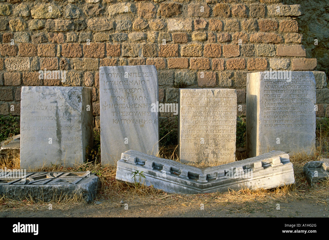 Ancient greek tombstones hi-res stock photography and images - Alamy
