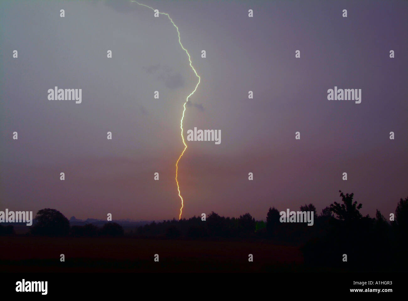 Lightning bolt storm hi-res stock photography and images - Alamy