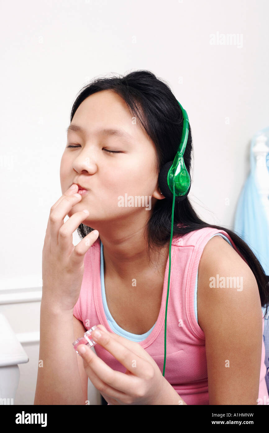 Tween lipstick hi-res stock photography and images - Alamy