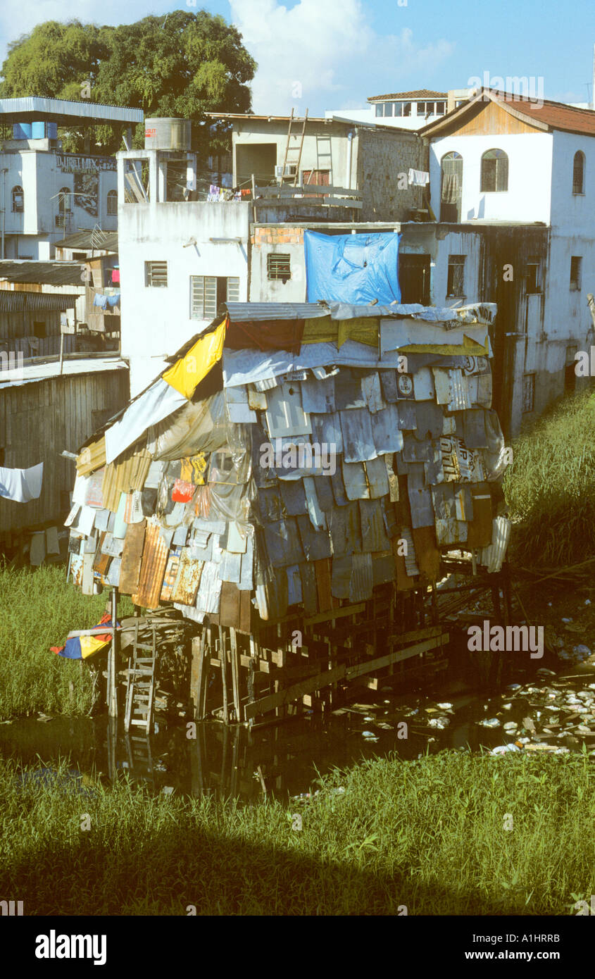 Manaus brazil slum hi-res stock photography and images - Alamy