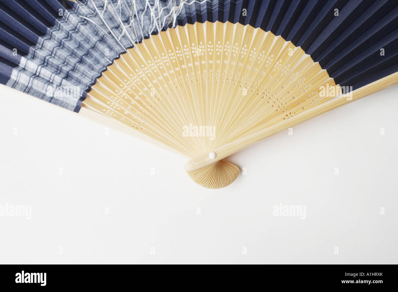 Folding fan hi-res stock photography and images - Alamy