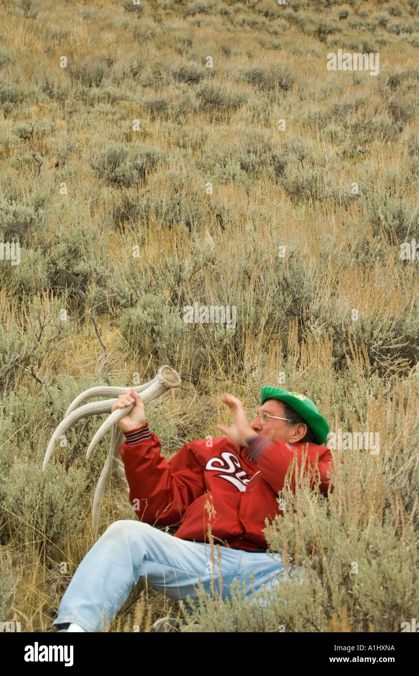 Stan Osolinski, nature photographer and teacher, with elk's antler ...