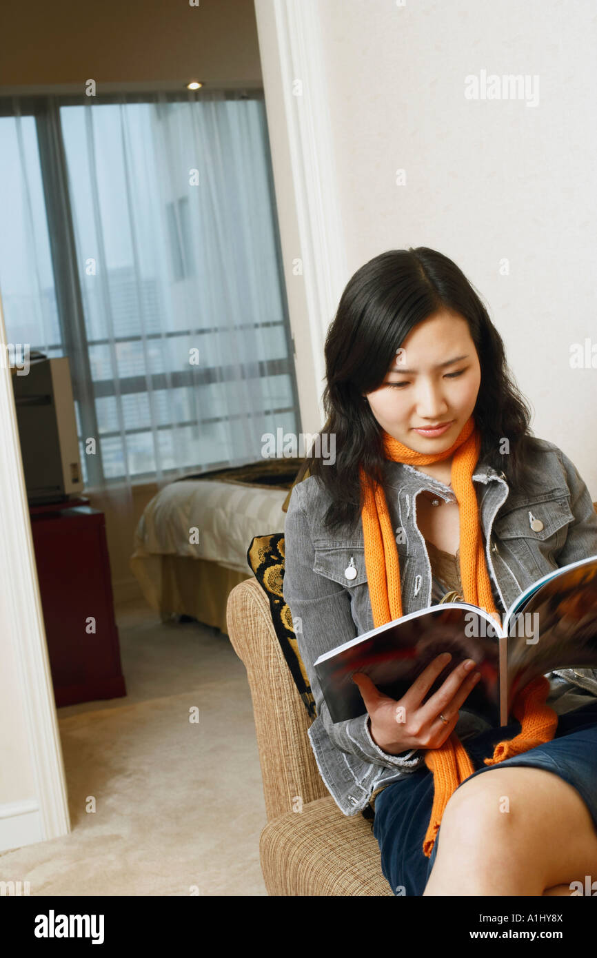 Tv magazine read hi-res stock photography and images - Alamy