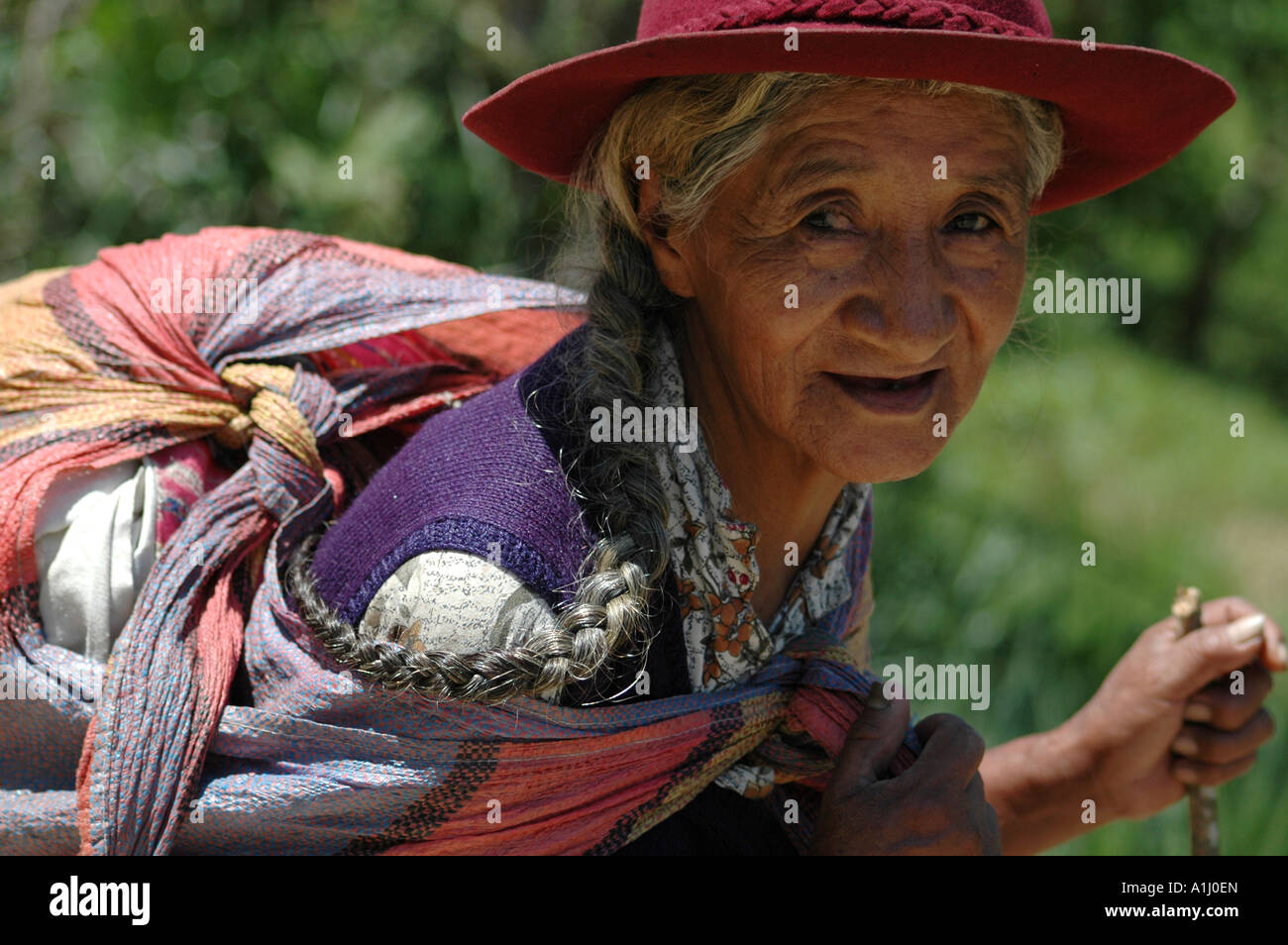 Indigenous Peruvian Woman High Resolution Stock Photography and Images ...