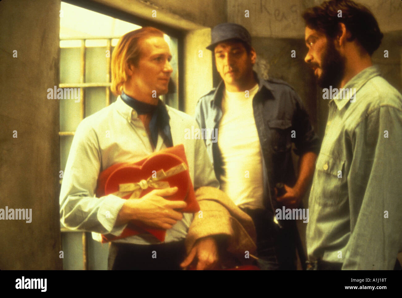 William hurt raul julia kiss hi-res stock photography and images - Alamy