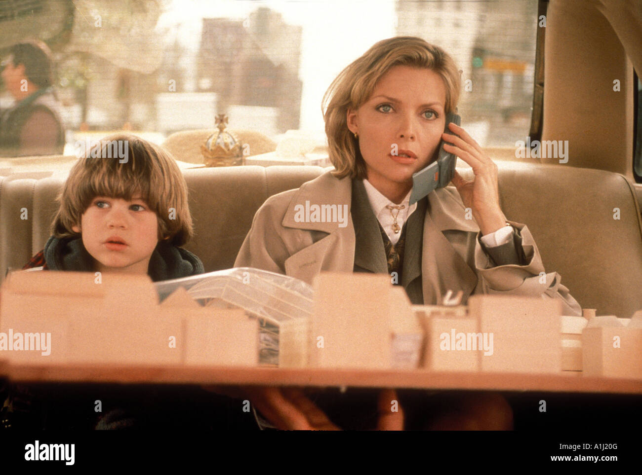 Michelle Pfeiffer One Fine Day Stock Photos & Michelle Pfeiffer One ...